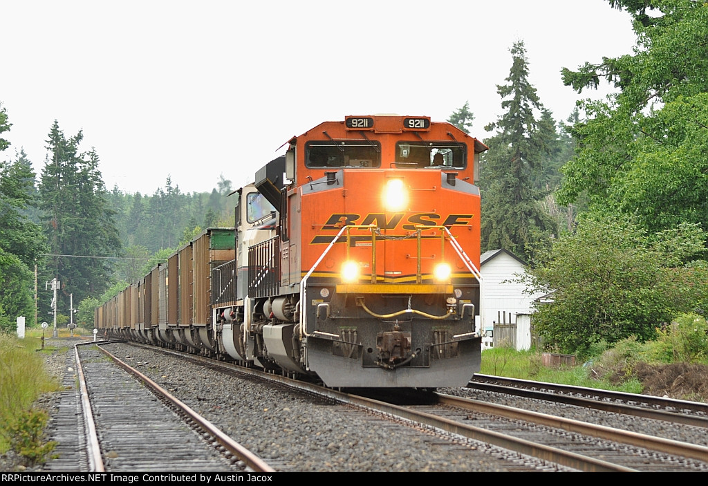 BNSF 9211